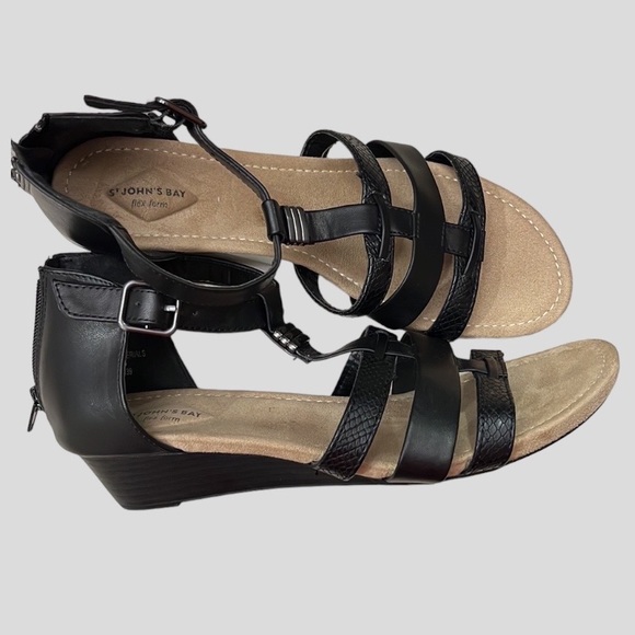 St. John's Bay | Shoes | St Johns Bay Sandals 8 | Poshmark